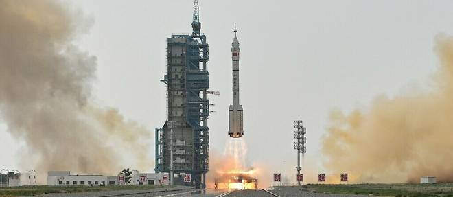 La Chine envoie dans l’espace son premier astronaute civil